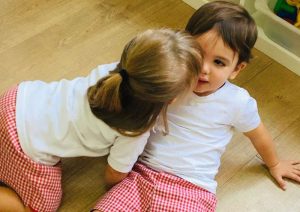 ¿En qué consisten las regresiones infantiles? - Mi Cole